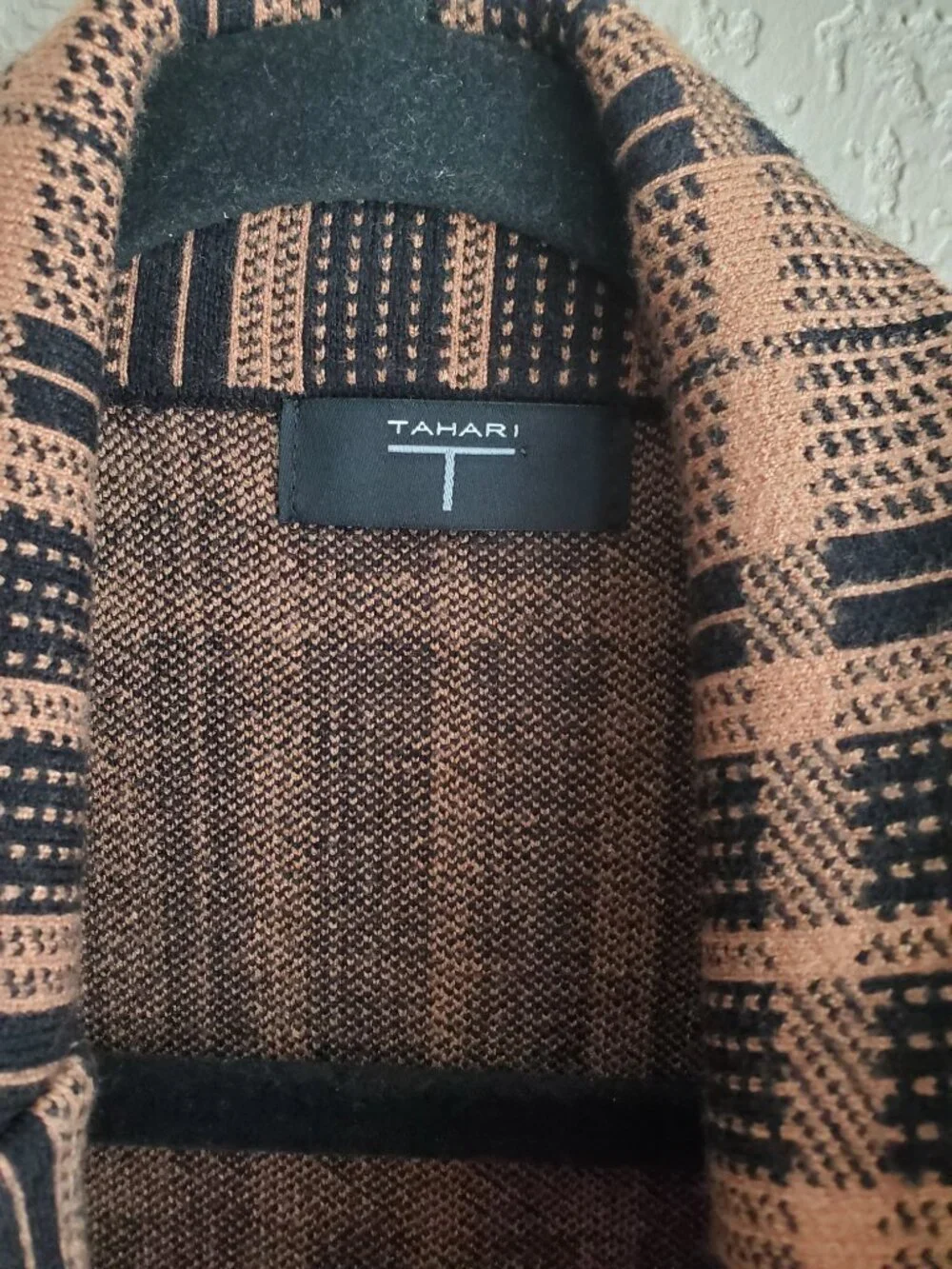 Tahari | Sweaters | Tahari Open Front Plaid Cardigan Black Camel Knit ...